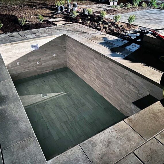 Plunge Pool Richmond VA | Backyard Landscape & Patio