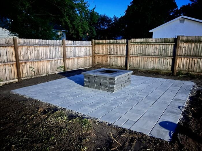 Contemporary Smokeless Fire Pit - Easton Outdoors